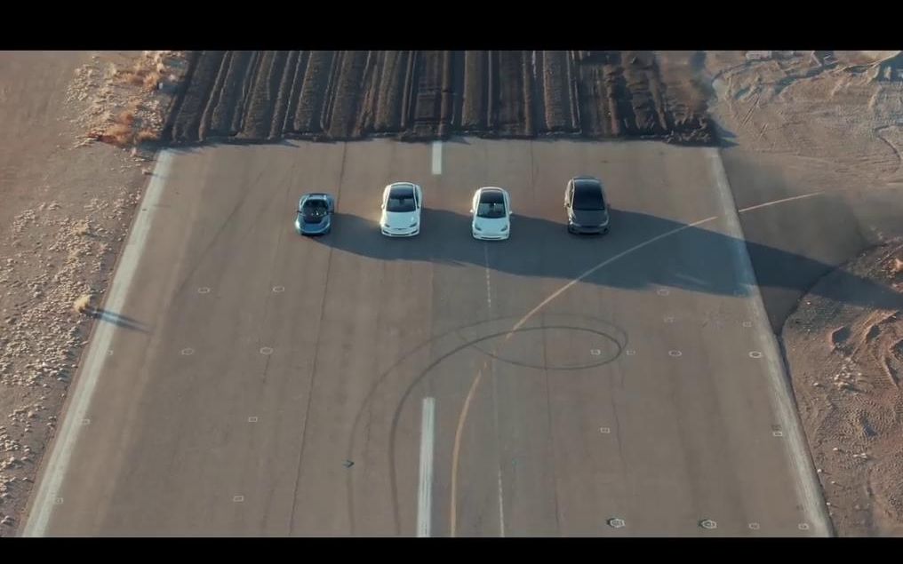 娱乐向-特斯拉Model S/X/3/Roadster 直线加速大乱斗[中文字幕]