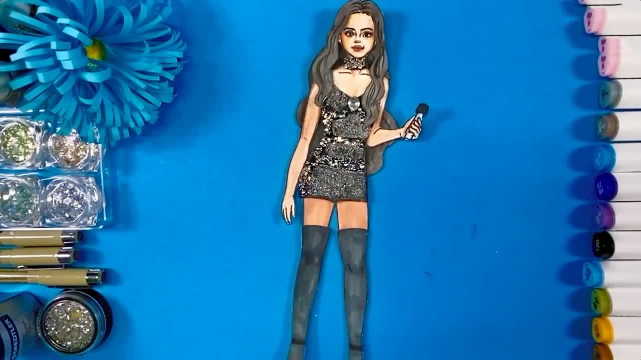 创意手工:手绘漂亮纸娃娃女孩,制作两套衣服,你喜欢那一套?