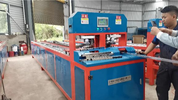 冲孔机 全自动冲孔机 不锈钢冲孔机价格