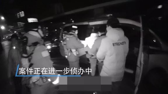 不怕贼偷就怕贼惦记,下车时一定要锁好车门。