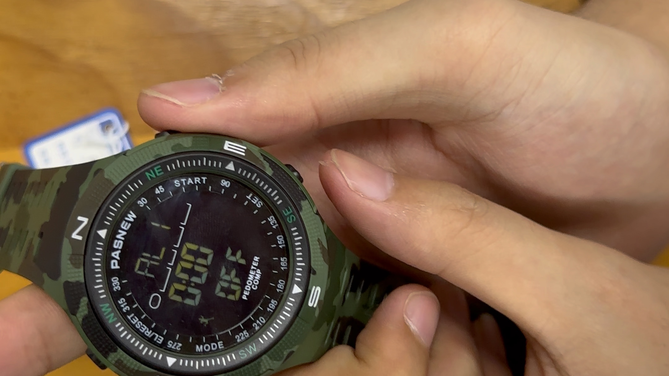 指南针手表调节视频