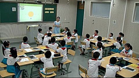 ...课例01《认识位置与方向》(人教版小学数学省级优秀示范课教学实录)