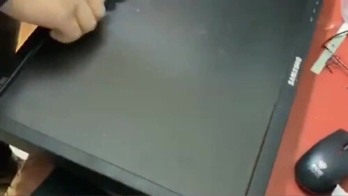 电脑显示屏的拆卸方式这么简单,白白浪费了好几台!