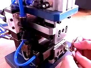 剥线皮带扭线脱皮机 3FN护套线芯线剥皮带扭线机 电源线剥皮扭线机