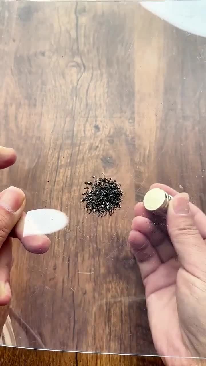 自制磁性橡皮泥,虽然丑了点,但是效果不错