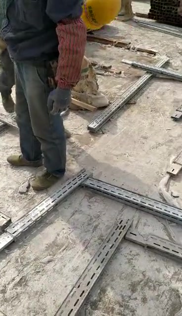 新型剪力墙加固件支撑体系安装现场指导中
