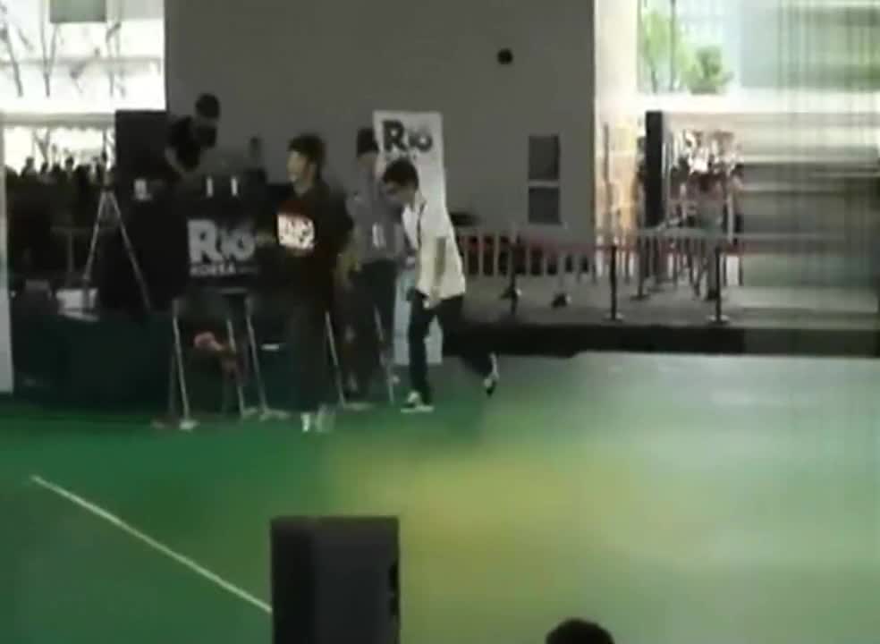 杨凯征战国际街舞大赛R16-2010年中国赛区 裁判SOLO