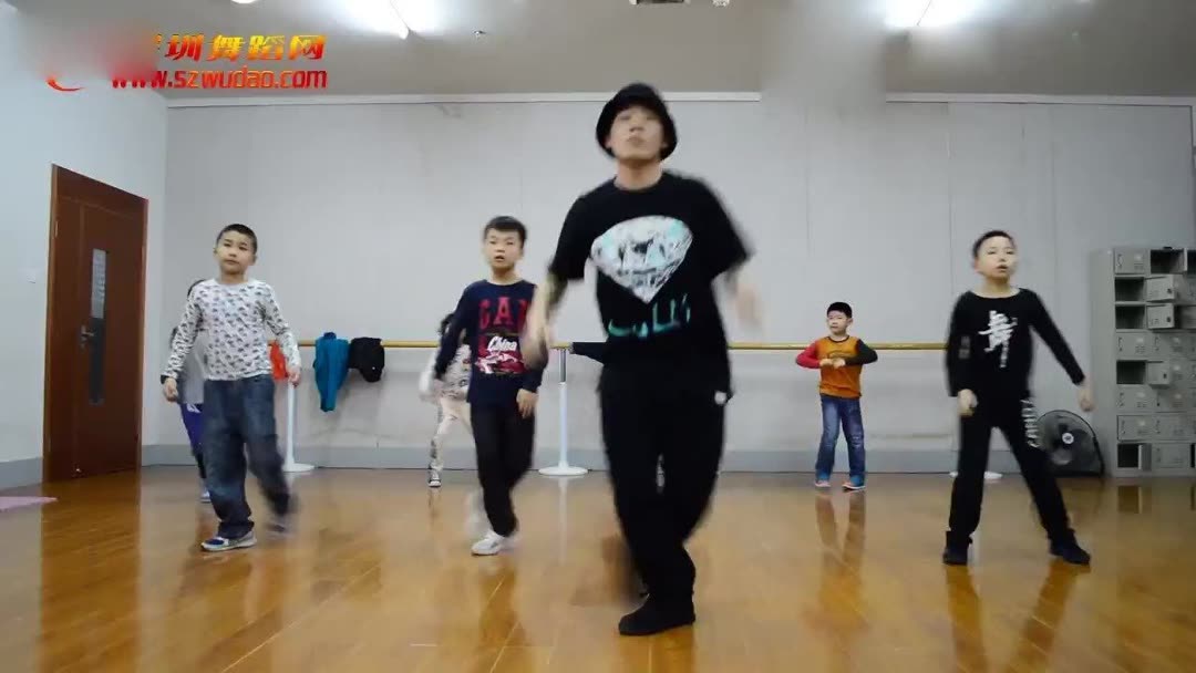 少儿街舞基础训练《节奏律动》