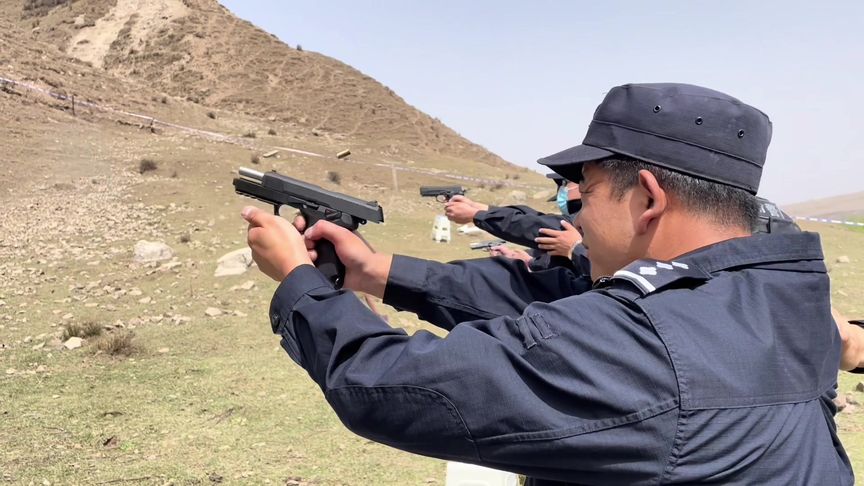 #实弹 #实弹射击训练 #警察