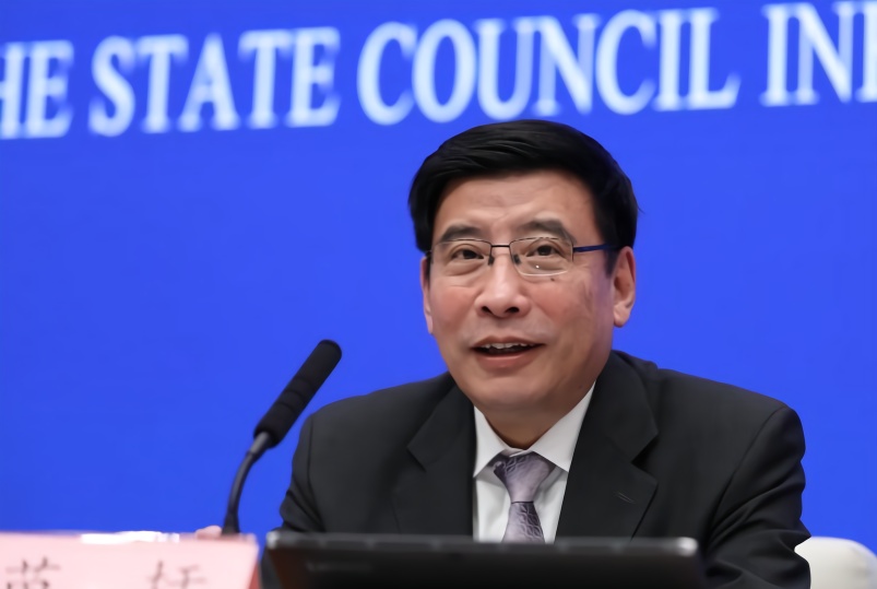 工信部部长苗圩:对今年工业经济发展保持谨慎乐观的态度
