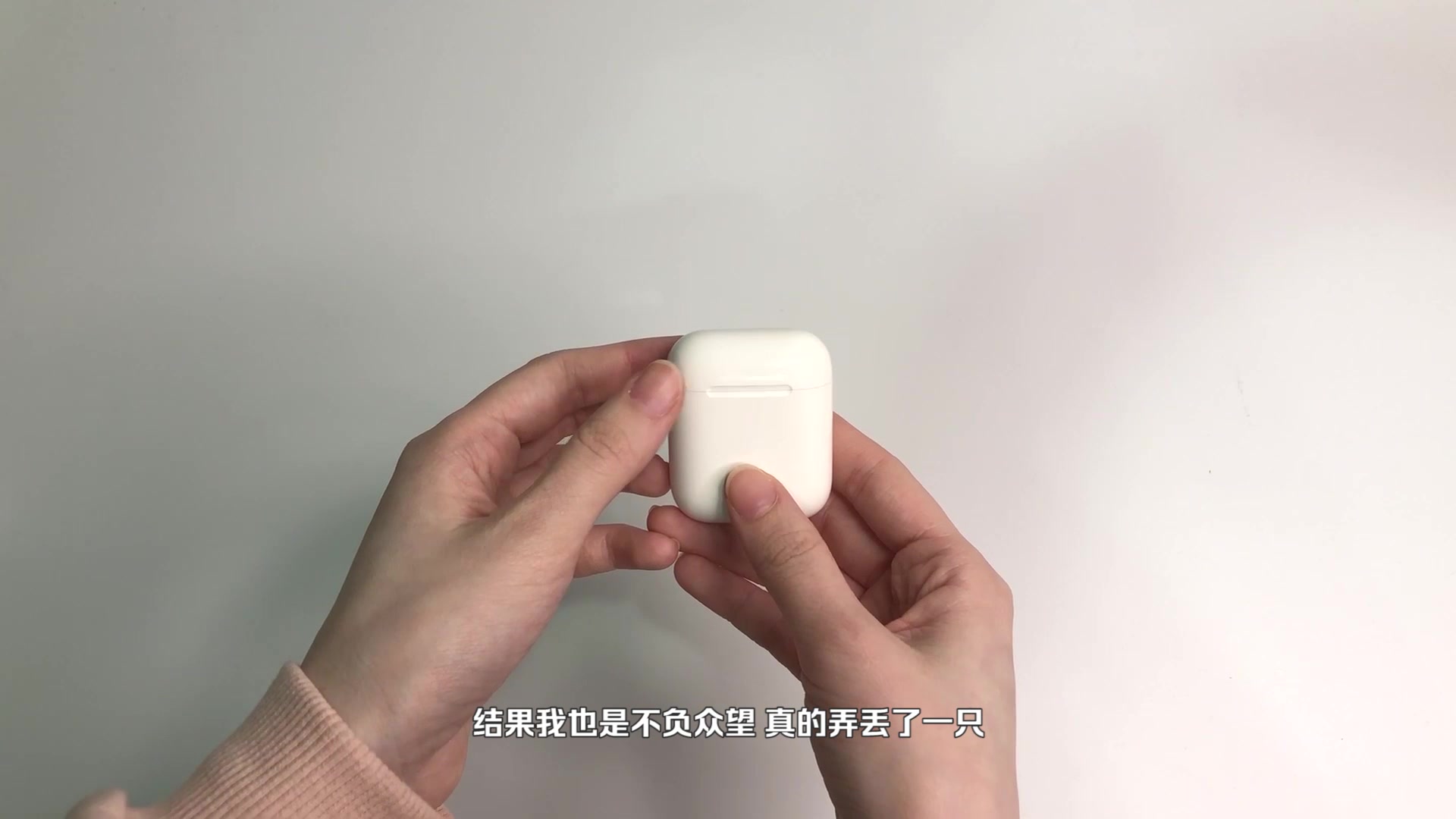 AirPods可以刻字啦 我最想刻的还是那两个字!