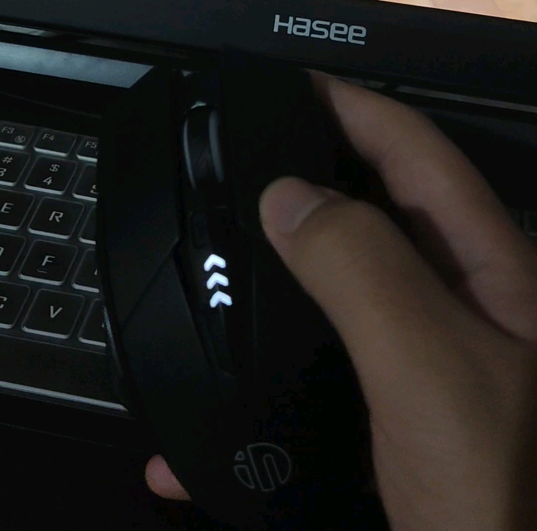 鼠标坏了没有替换的,还真是不方便呀