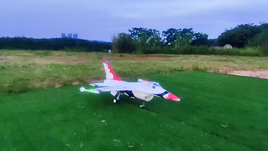 #特技飞行 #航模 #固定翼 #一起看飞机 #危险动作请勿模仿