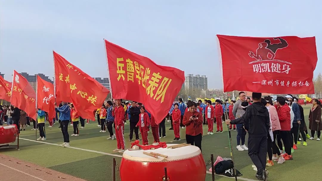深州市中小学生运动会,众多的方阵表演,看看有你的孩子吗