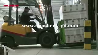 用快装型叉车推拉器和滑托