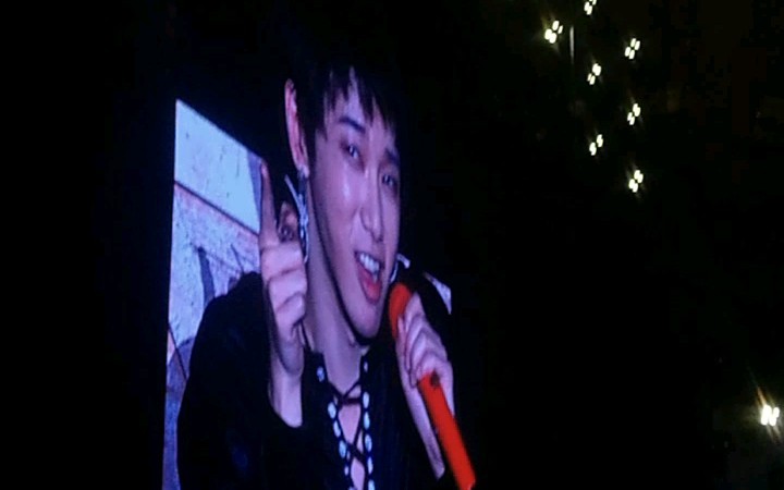 【华晨宇】180909火星演唱会 ——大型撩粉现场