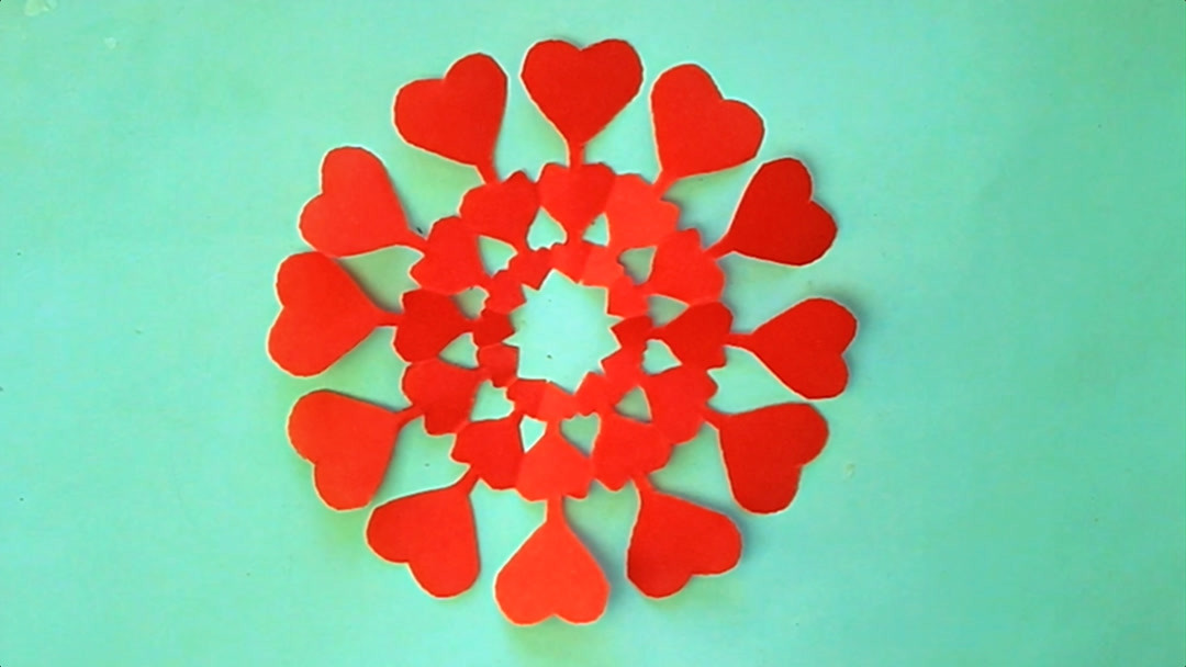 简单步骤教你做心花怒放的爱心窗花,小朋友也能学会,手工剪纸
