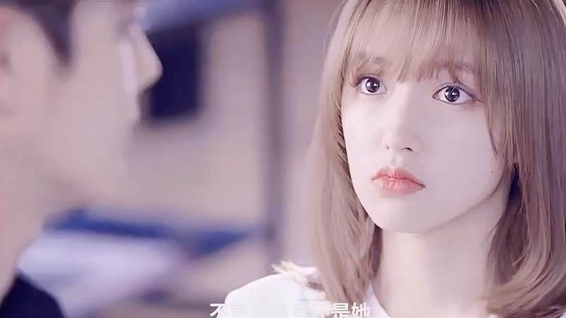 你微笑时很美:不管是电竞还是她,我只是热爱着我所热爱的