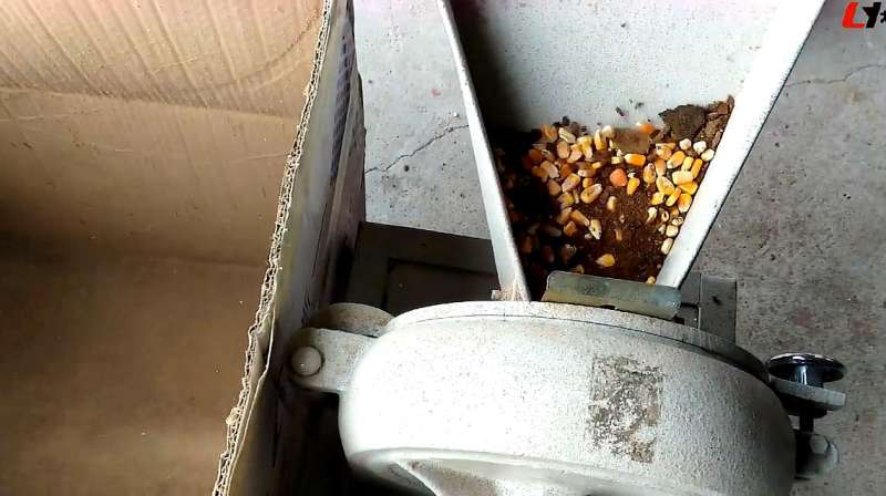 家用小型饲料粉碎机