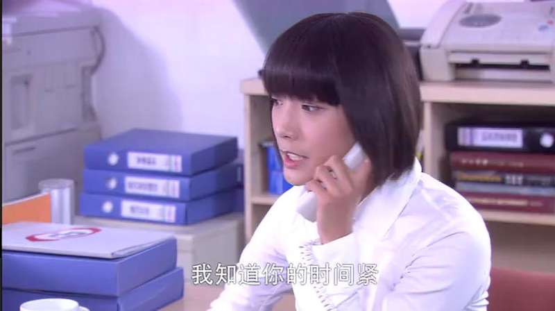 杜拉拉升职记:杜拉拉发现方案出现问题,急忙解决,工作太认真了