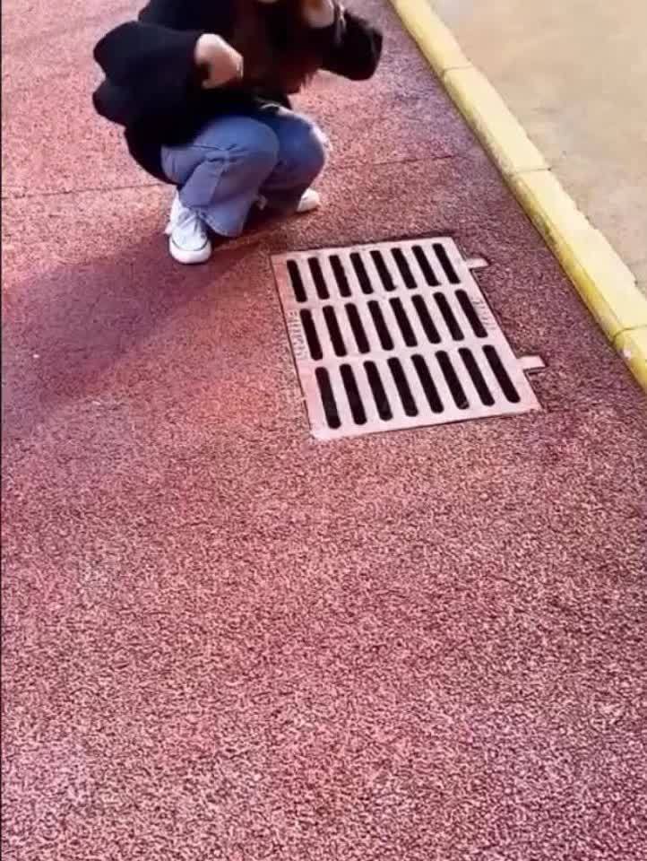 下水管道堵了不用愁,看我四爪疏通器好物推荐