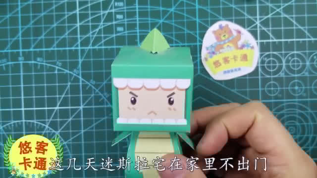 在卫生纸上画画,看看迷你世界迷斯拉宅在家里都干嘛?