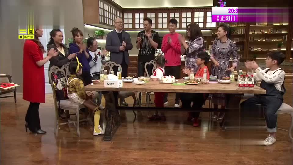 月亮介绍嘉宾 汪正正将音箱唱憋