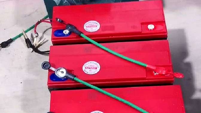 30秒学会电动车电瓶的连接方法,其实很简单,老师傅就是中!