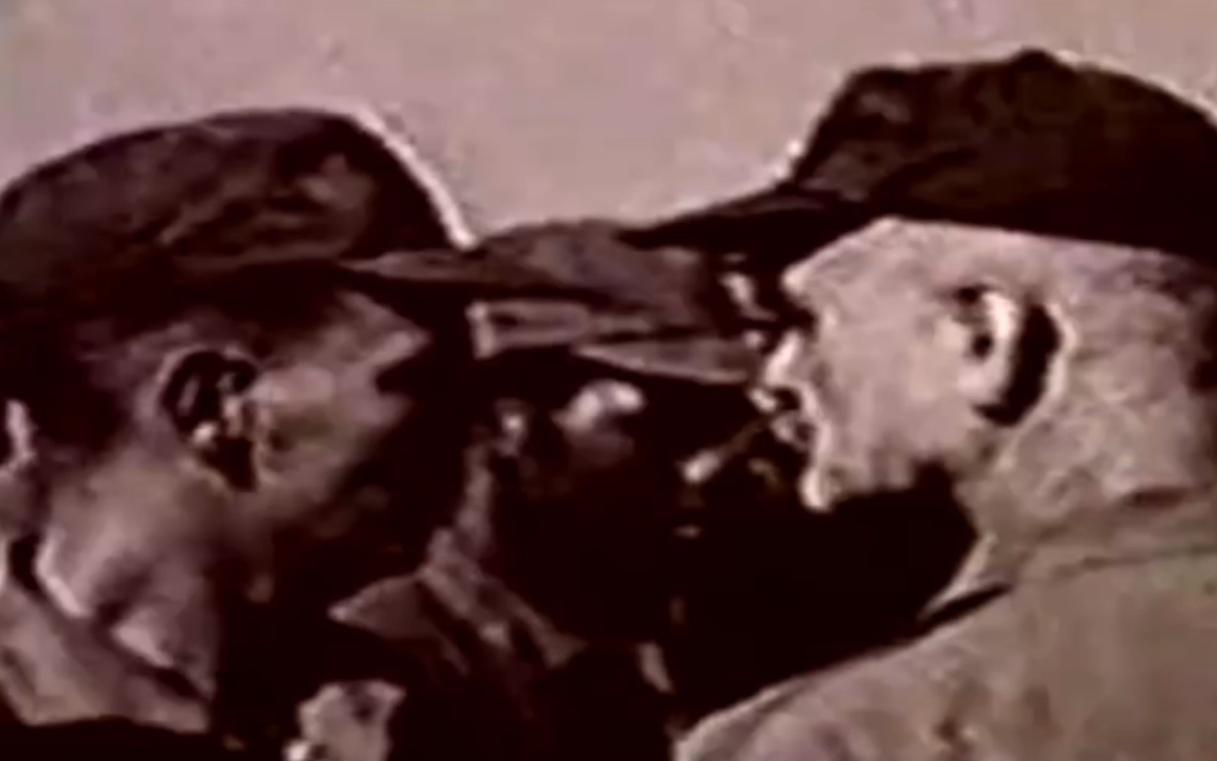 越南战争中,驻越美军司令渴望“教科书般”的战斗,鼓动美军直接参战