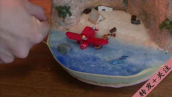 DIY手工大神,教你如何制作,天空之城红色飞机模型