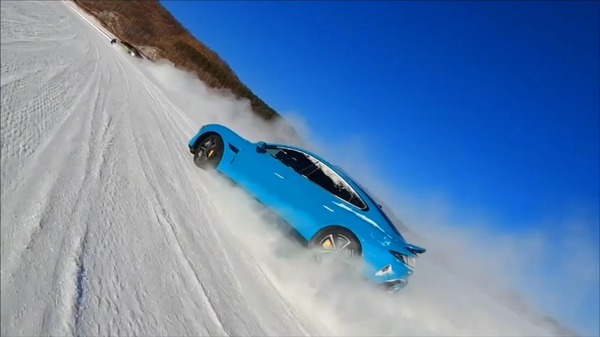 帅爆了! 小米汽车无伪装在黑河冬测