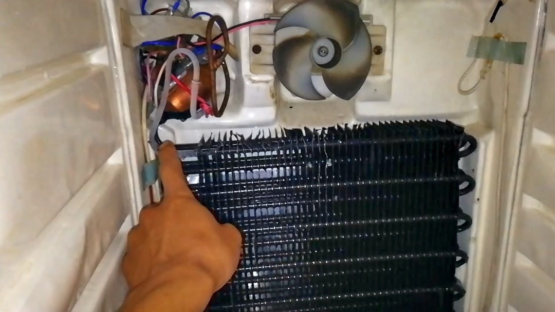 无霜冰箱制冷效果不好,只要认识零件的作用,维修起来就很简单