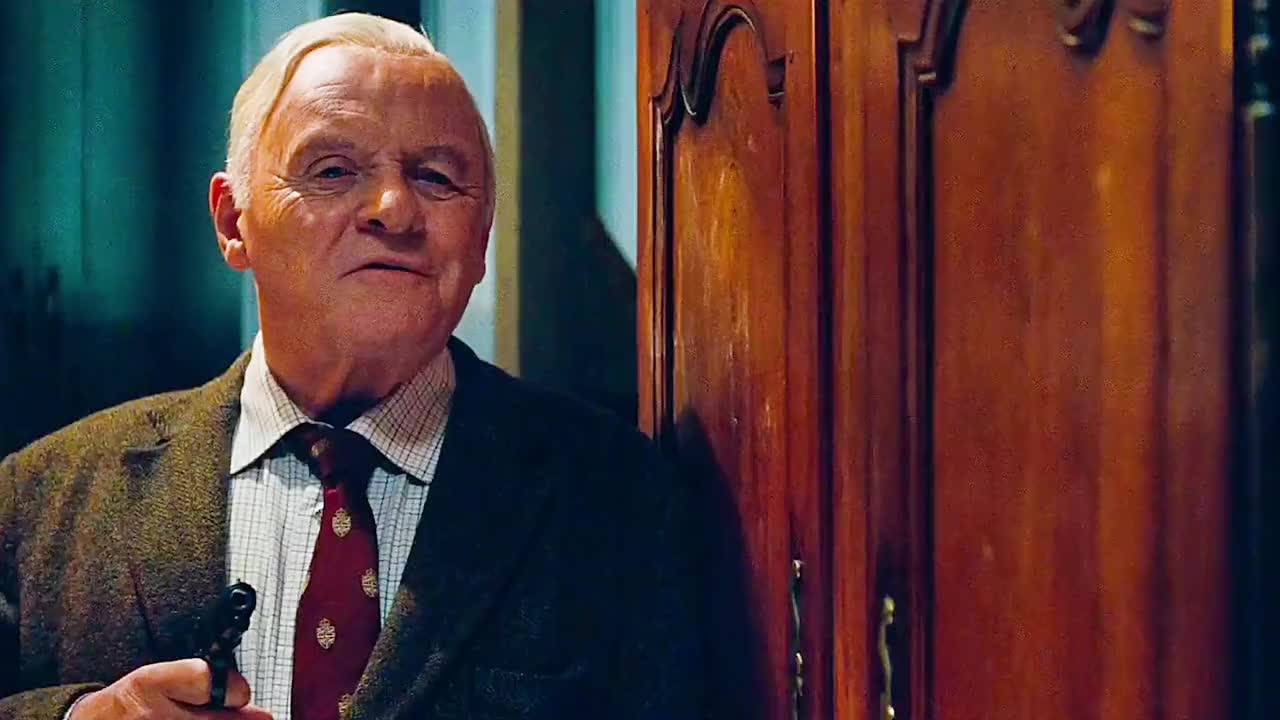 #犯罪悬疑 #动作电影 #悬疑电影 
老人为了复仇,竟在精神病院装疯卖...