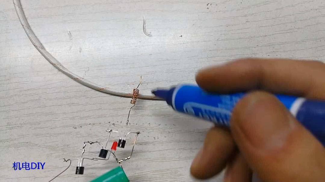 断线检测器的详细制作方法