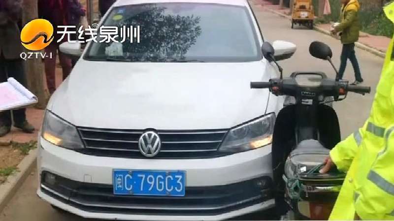惠安:老汉醉驾逆行撞车,现场非但没有道歉,还辱骂司机