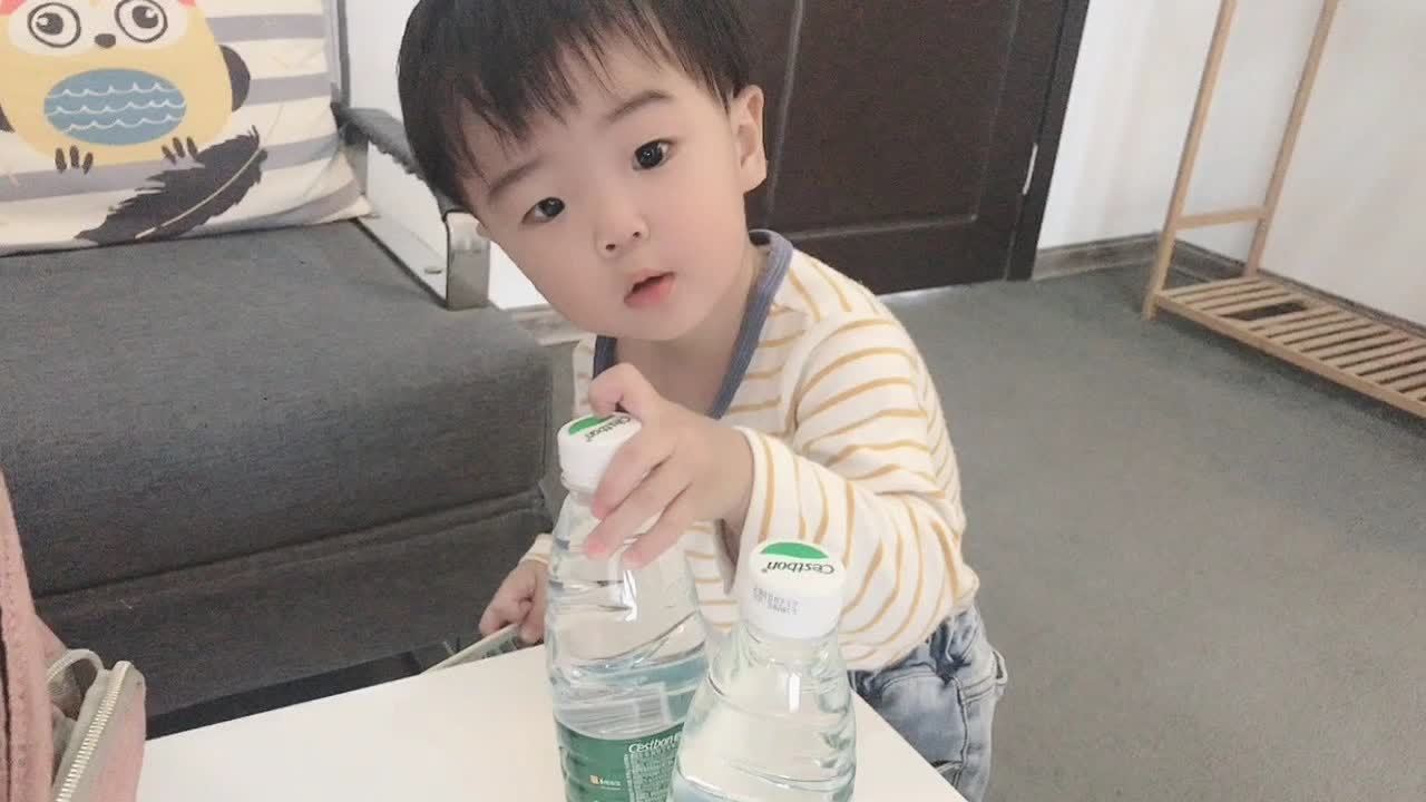 带小木木去度假,过国庆,小木木表示很兴奋