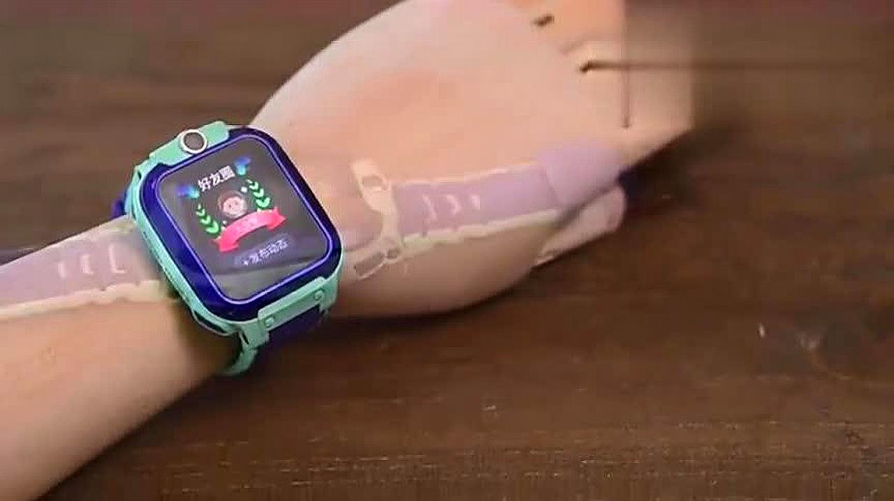 小天才z5隐藏游戏,先来看小天才电话手表Z5拆解