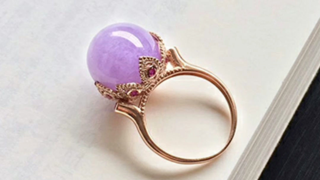 怎么鉴定翡翠,翡翠镯子有了划痕怎么去除,翡翠冰种分为哪几种