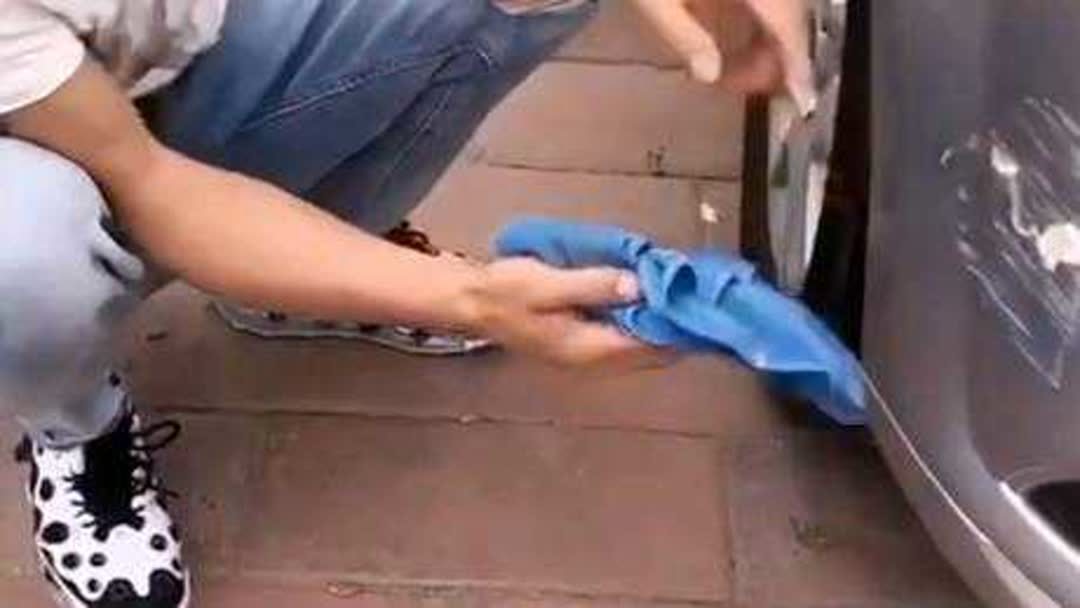汽车轻微划痕不用修,老司机教你一招解决,再也不被4S店坑了