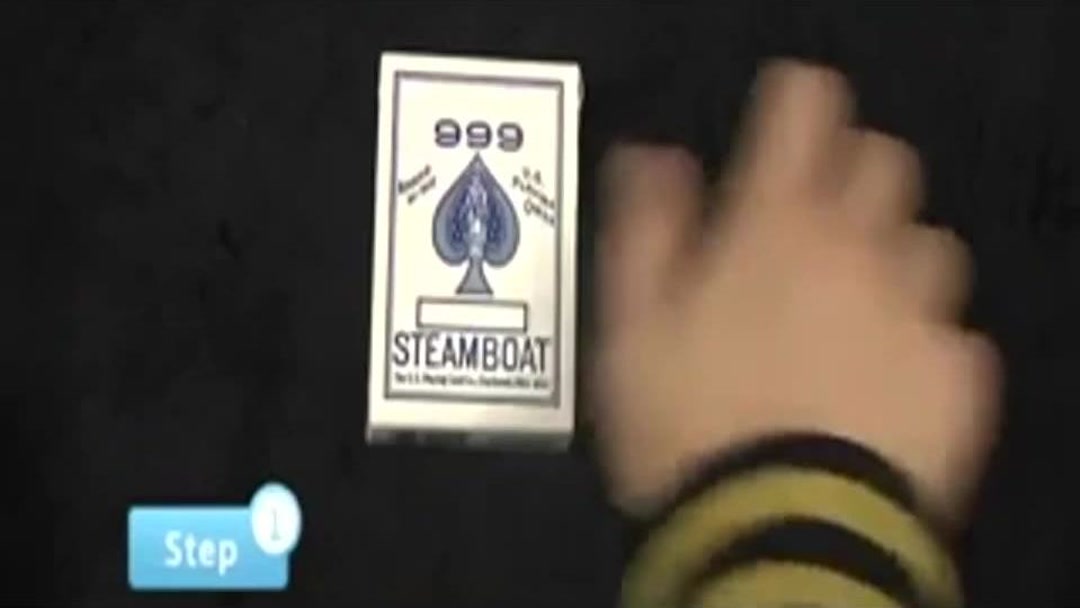 简单小魔术技巧教学视频之如何单手转纸牌jl