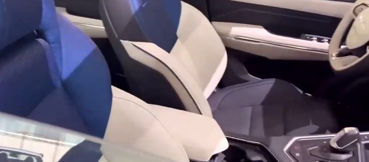 独特车尾灯+机甲感换挡杆,领克01的这些细节有没有打动你的心