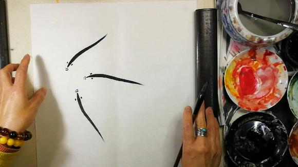 国画基础教程动物篇。鱼苗画法:分步骤讲解