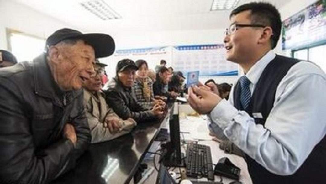 社保卡有“3个密码”,这个密码一定要修改,不然里面钱会被取走