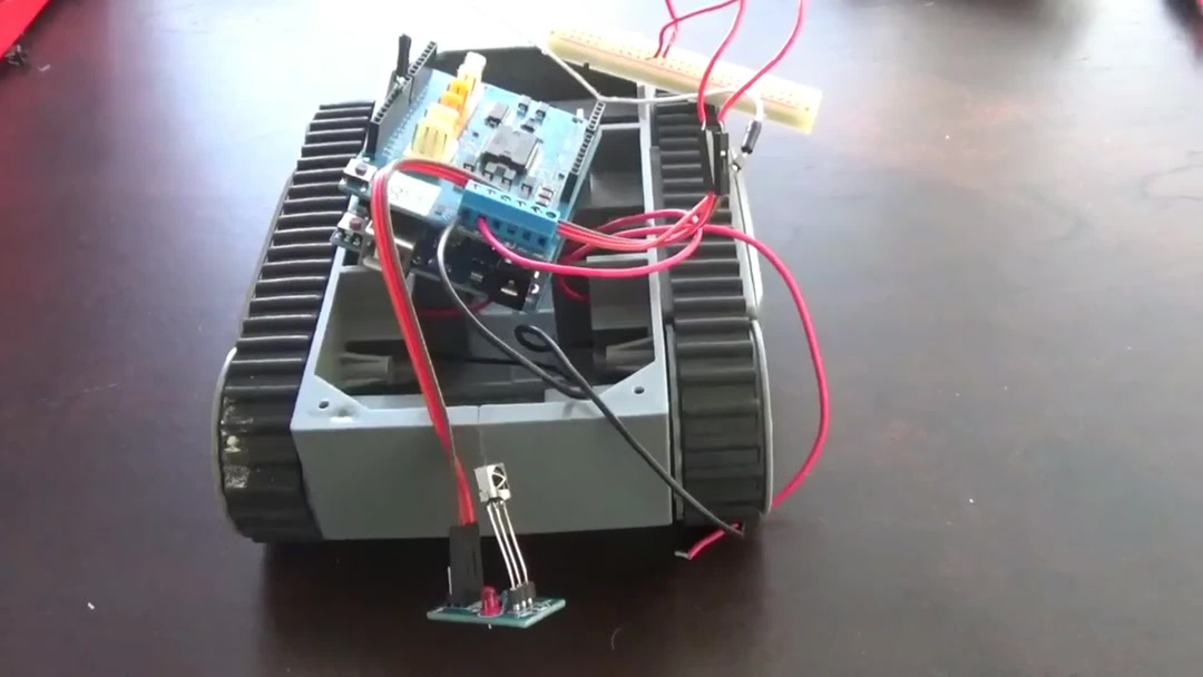 技术宅 手工帝 创意 DIY:如何制作遥控 Arduino 机器人