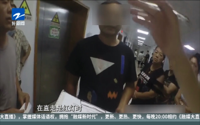 安全出行要谨记 电动车骑行须戴头盔