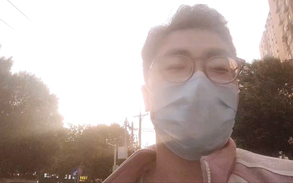 今天是第四天来新的单位实习了,公司氛围挺好的,同事都是年轻人,上...