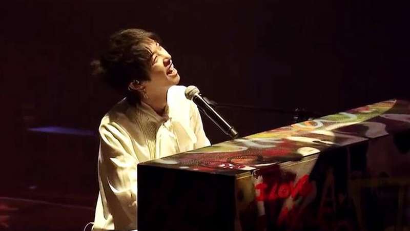 华晨宇演唱会现场版,实力飙高音,这些经典的歌听一遍震撼一辈子