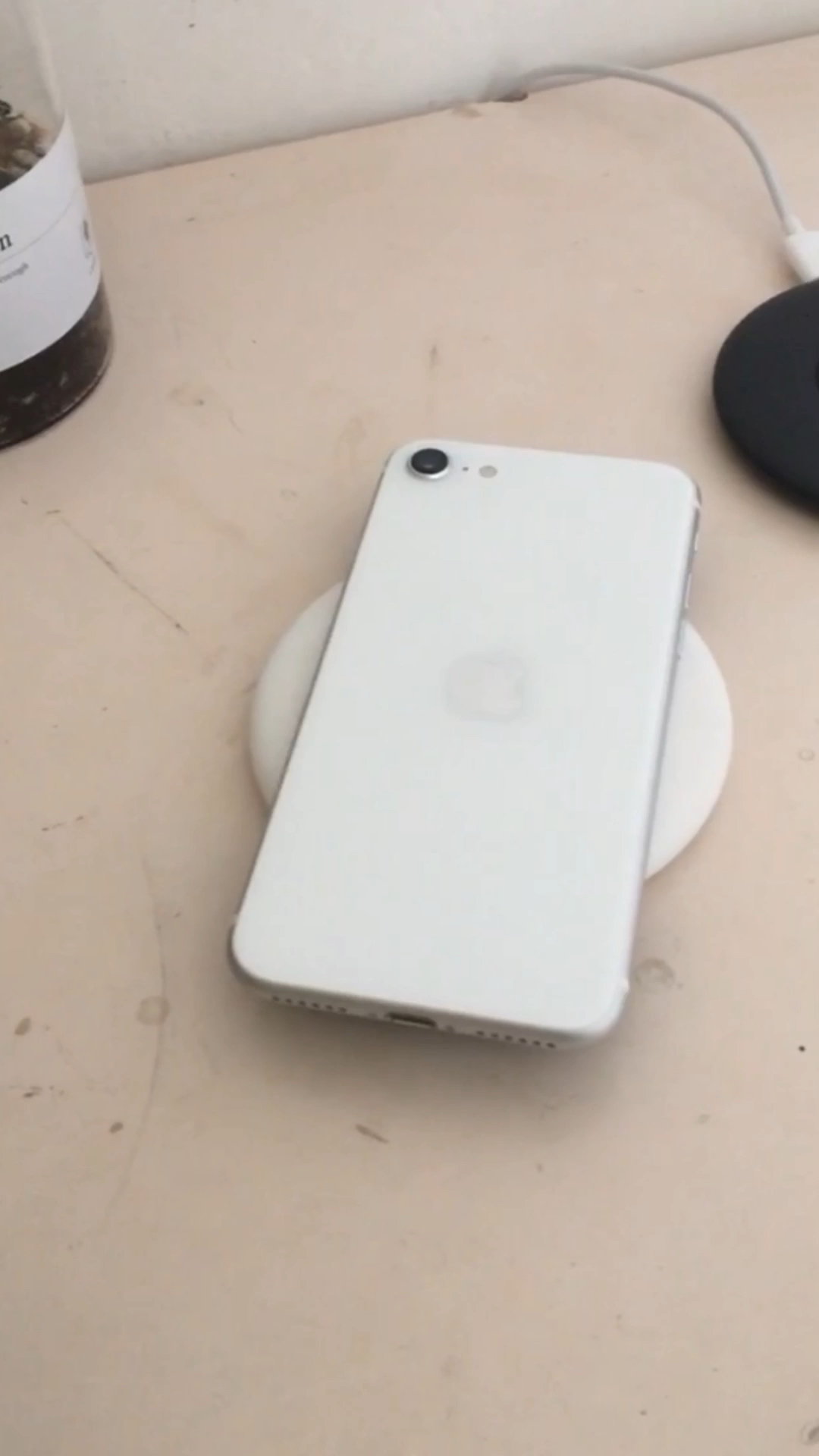 苹果se2 爱思验机报告 这个正常吗?