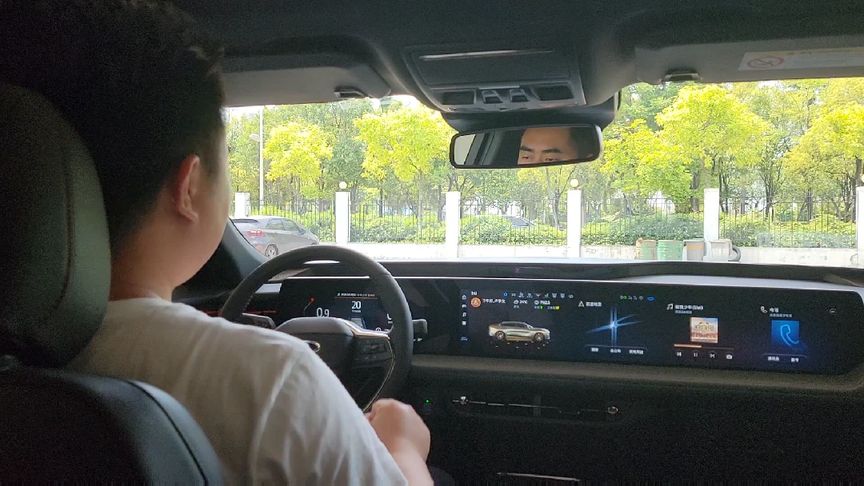 2022款蒙迪欧的驾驶感觉怎样,我们开上马路体验一下