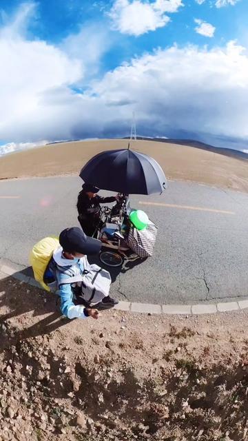 蓝火旅行记谢谢小哥哥给我拍的视频,唯一一个徒步视频!哈哈哈记录...